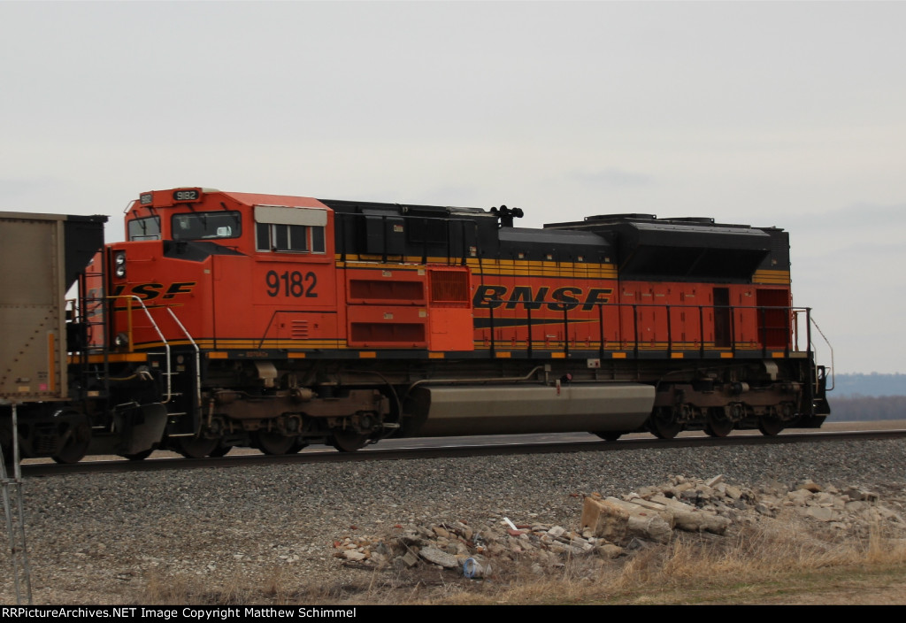 -BNSF 9182 - DPU-